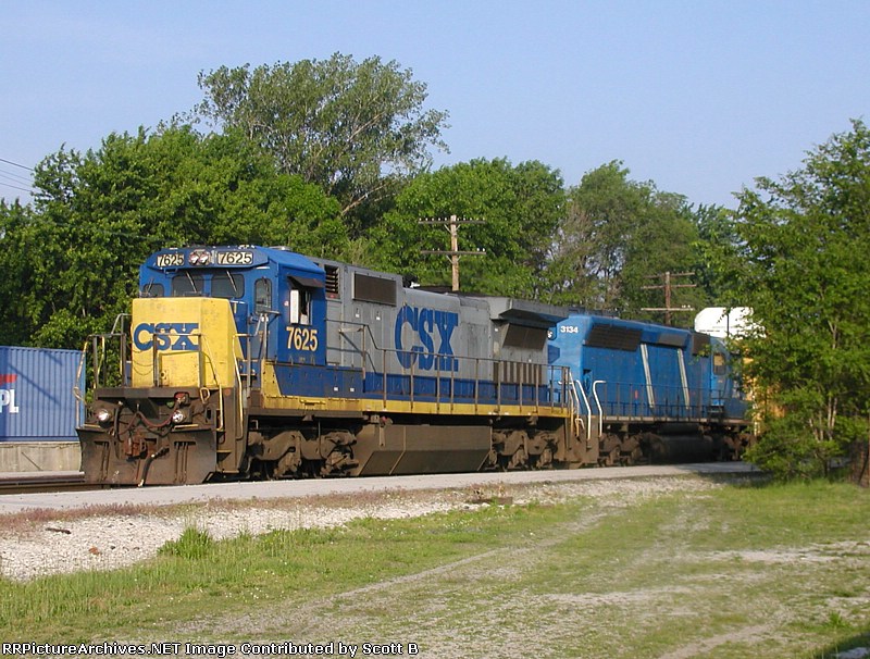 CSX 7625 Q242